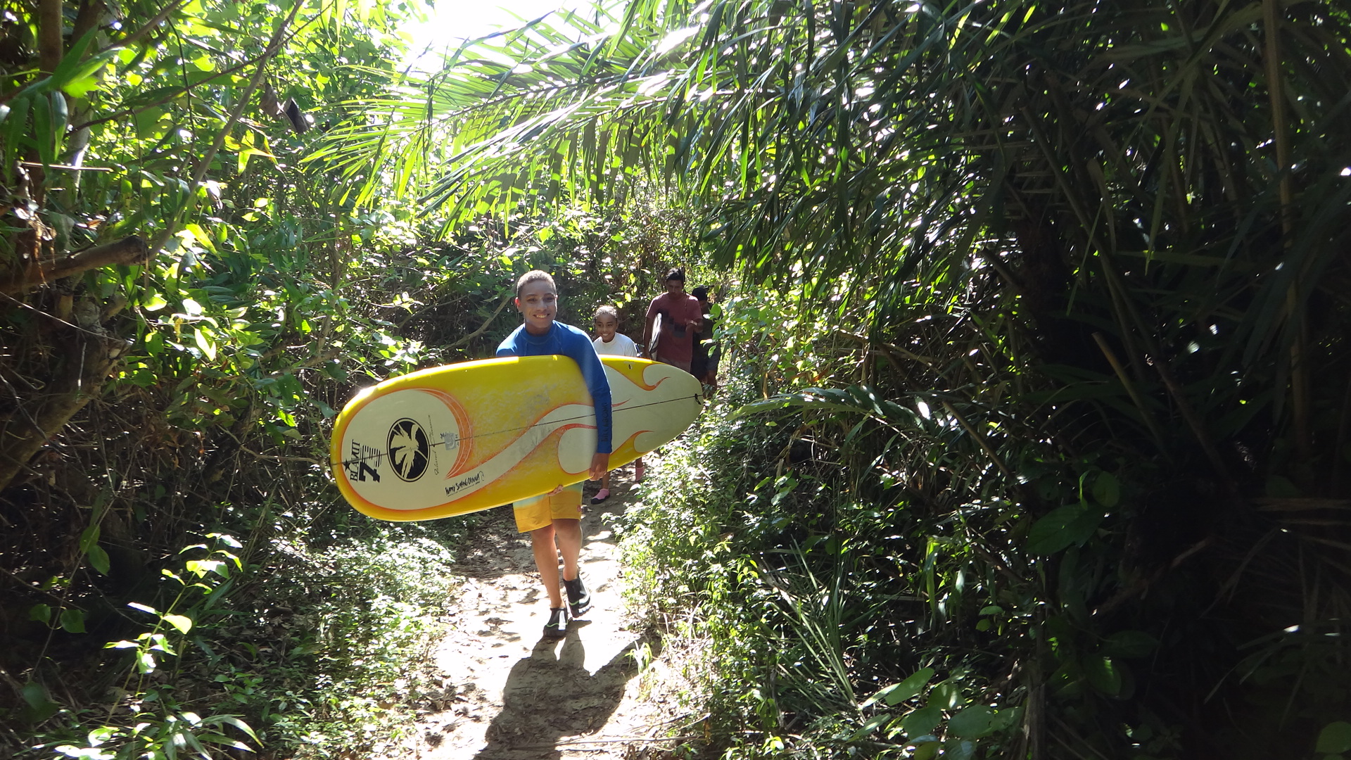 Happy Surfing Okinawa