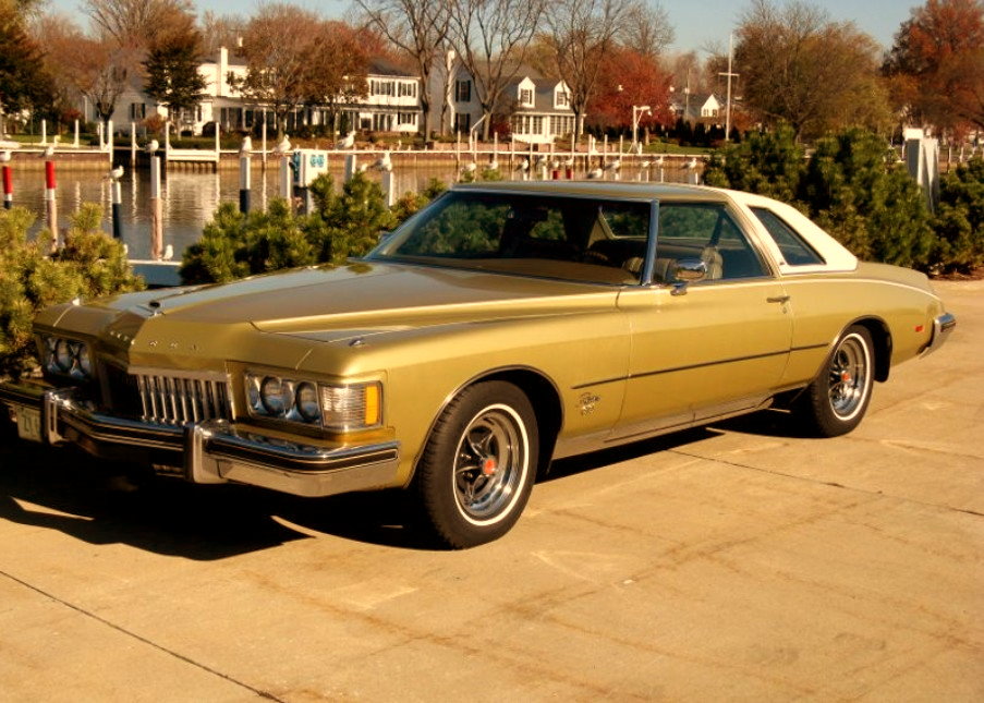 MUSCLE CAR COLLECTION : 1974 Buick Riviera GS (Grand Sport) Review