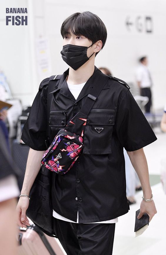 Wardrobe Voice: Fanny Pack - Let's Fly To Seoul