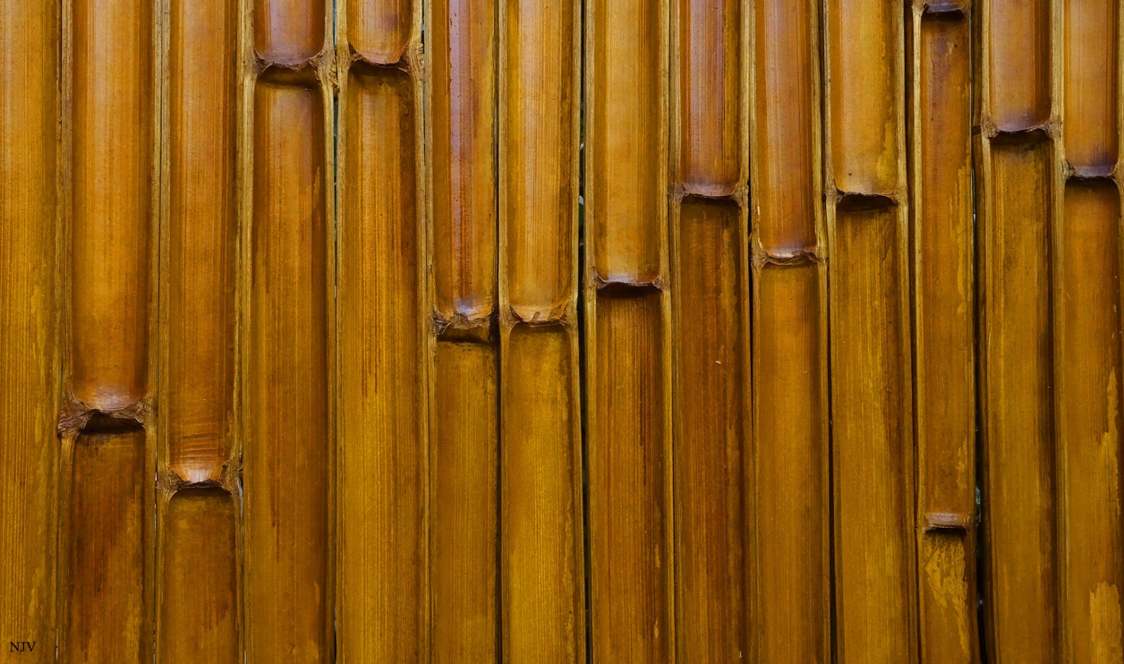 My Desktop Daily: DESKTOP 1343 - SPLIT BAMBOO FENCE