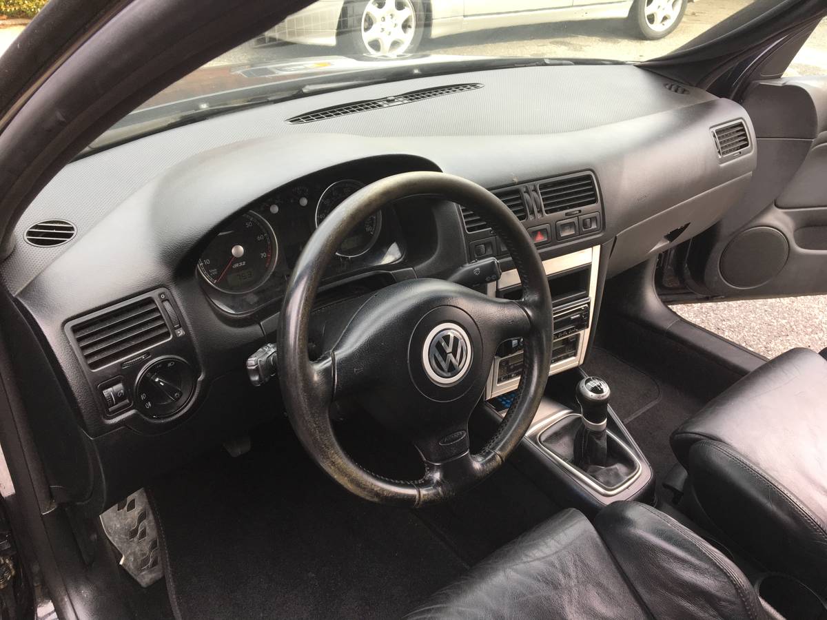 Cheapest Around: 2004 Volkswagen R32 - DailyTurismo