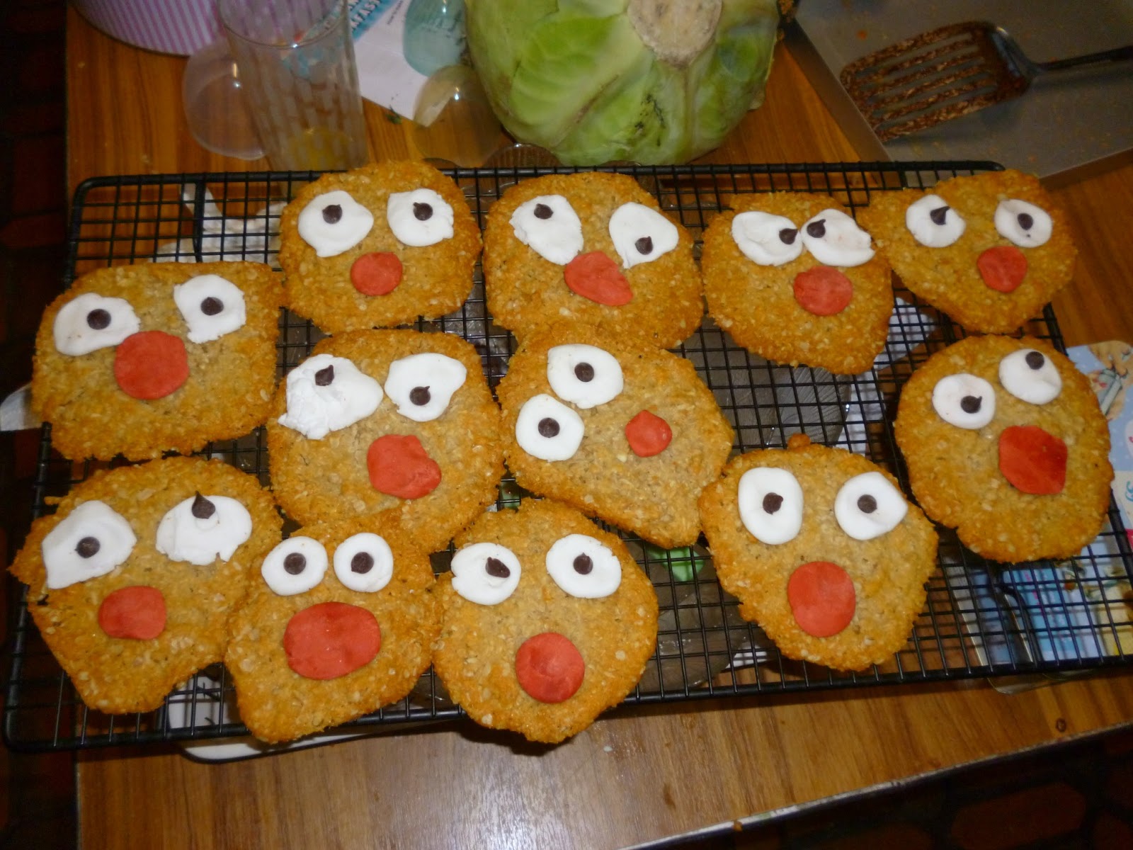 Madhouse Family Reviews: Our Red Nose Day Biscuits