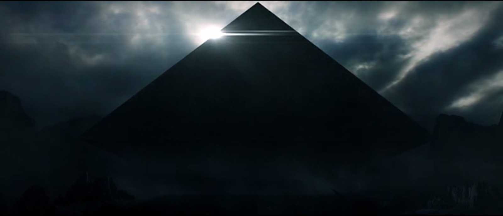 Ryan's Movie Reviews: The Void (2017) Review