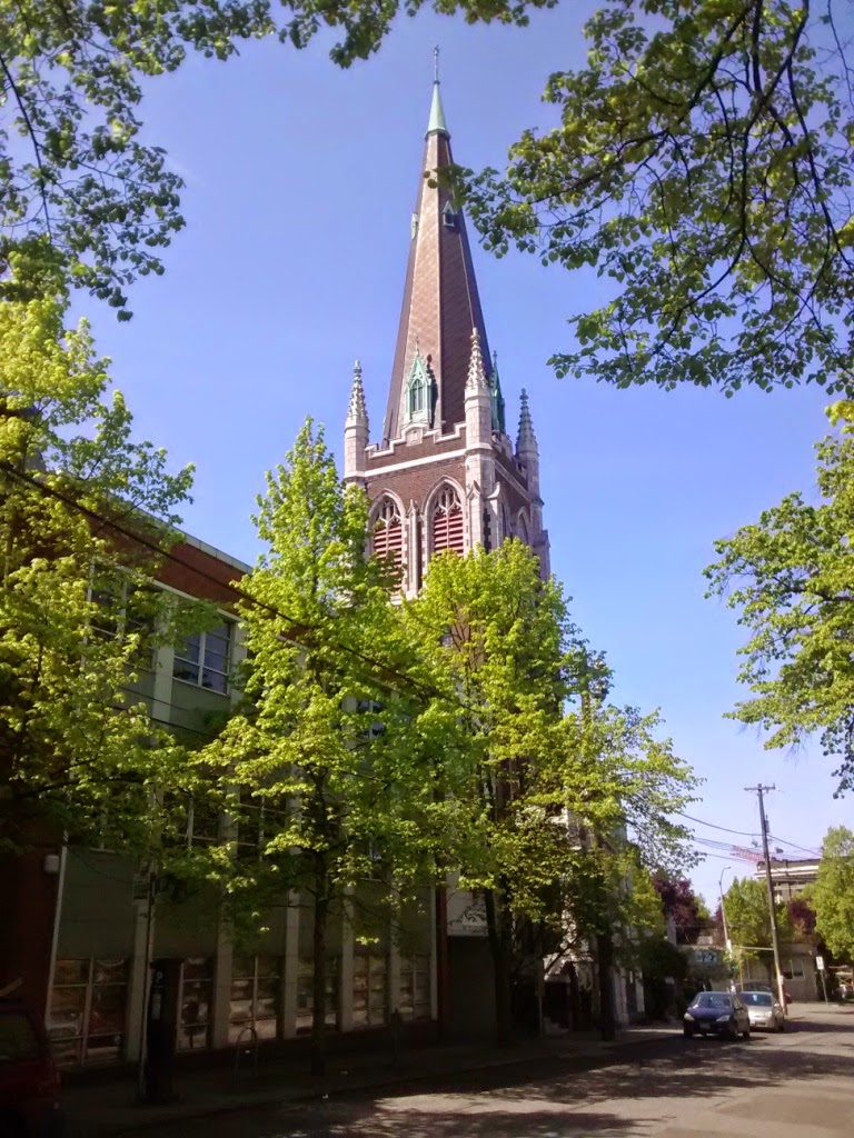 Walks and Hikes in Portland and Beyond: Seattle Churches - First Hill