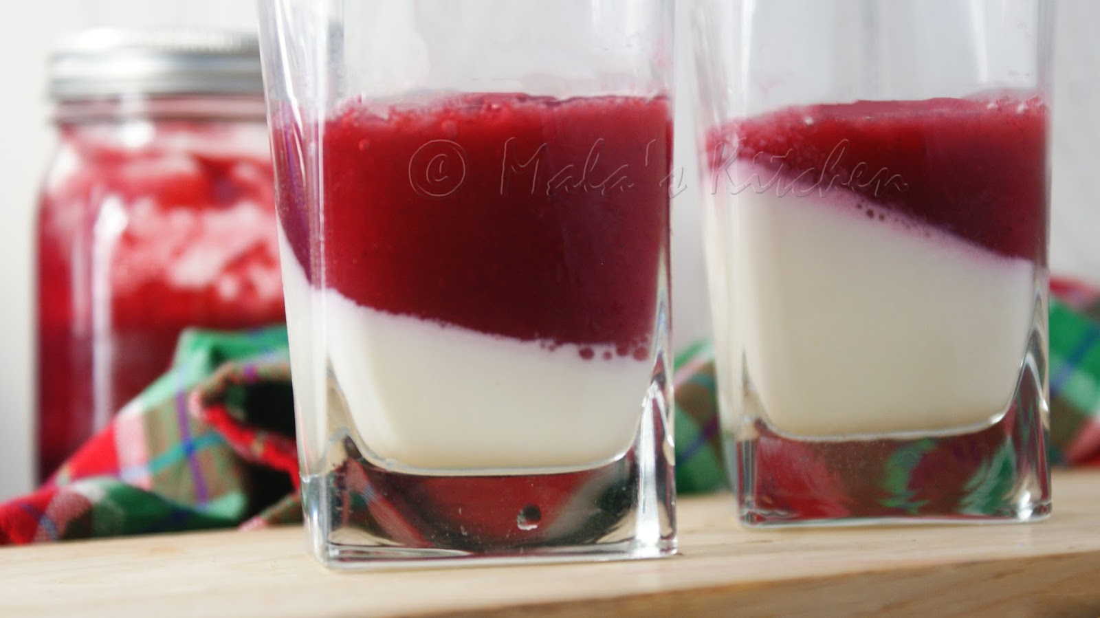 Cranberry Panna Cotta - Malas-Kitchen