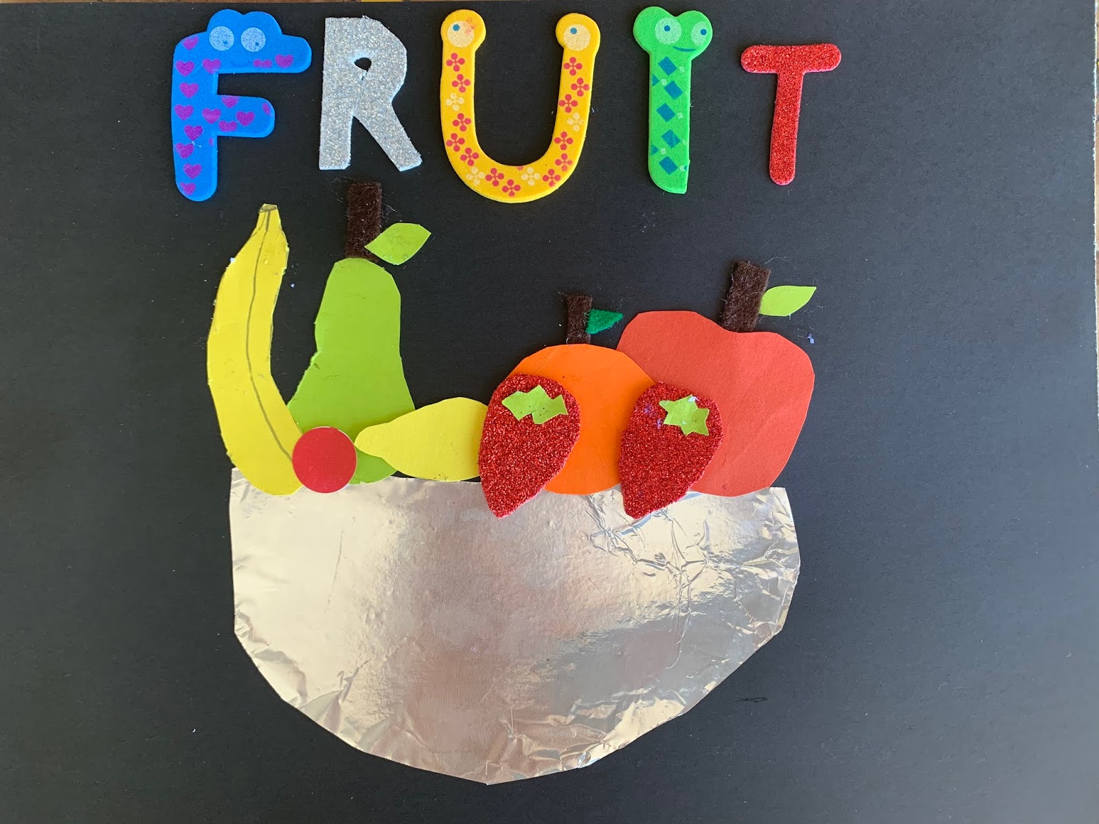 1ºA FRUIT COLLAGE