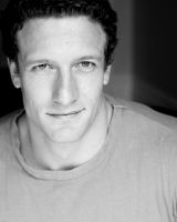 Los Ojos del Espectador: mike edward