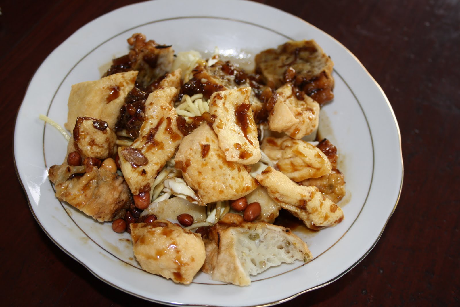A TASTE OF INDONESIA By: BOBBY ANANTA: Step by Step TAHU KUPAT