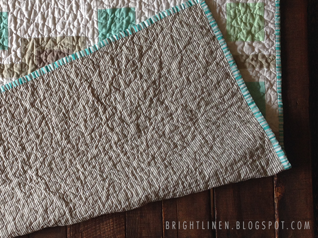 Bright Linen: Tutorial: Square Baby Quilt