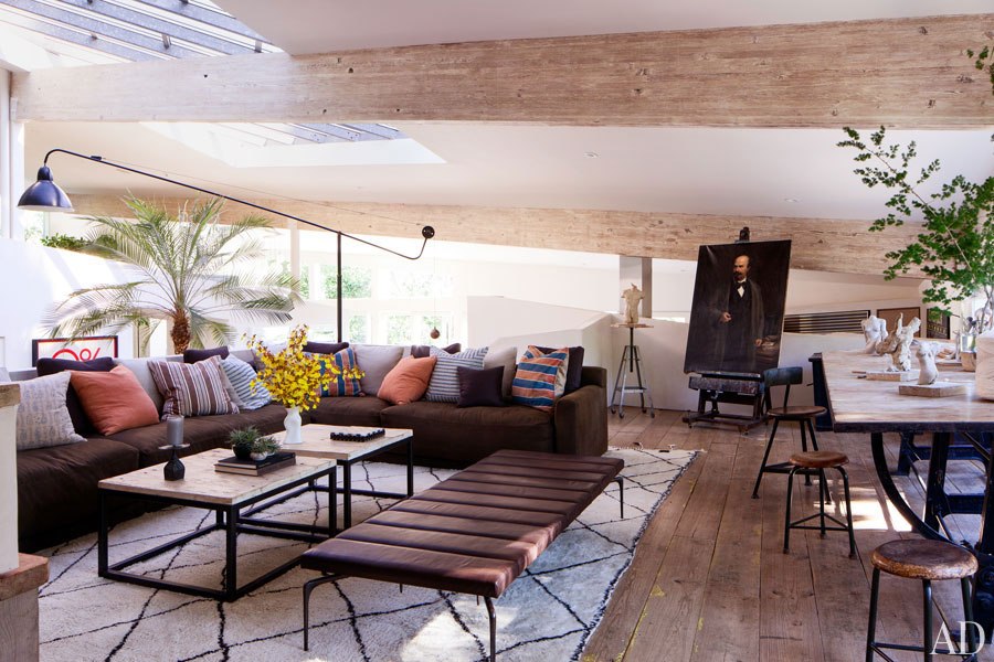 Architectural digest : Patrick Dempsey's welcoming Malibu home