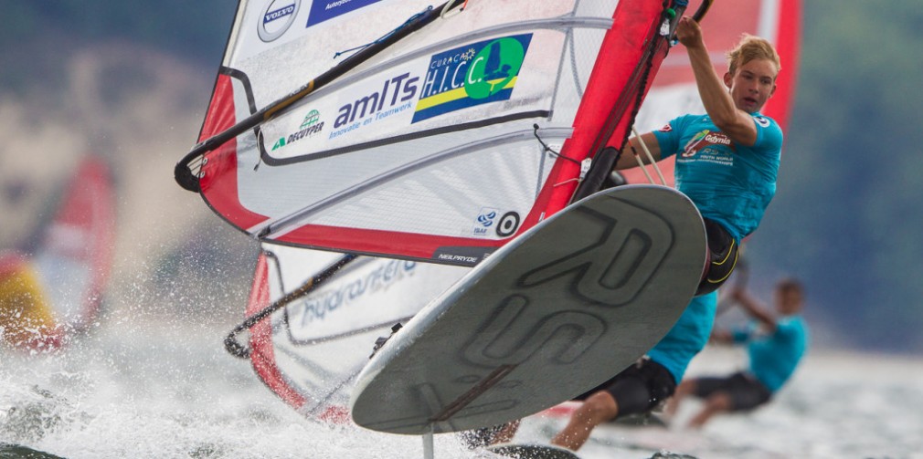 "average joe windsurfer" : February 2016