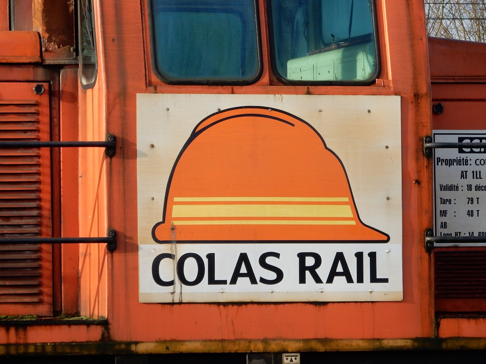 LA PASSION DU TRAIN: Colas Rail