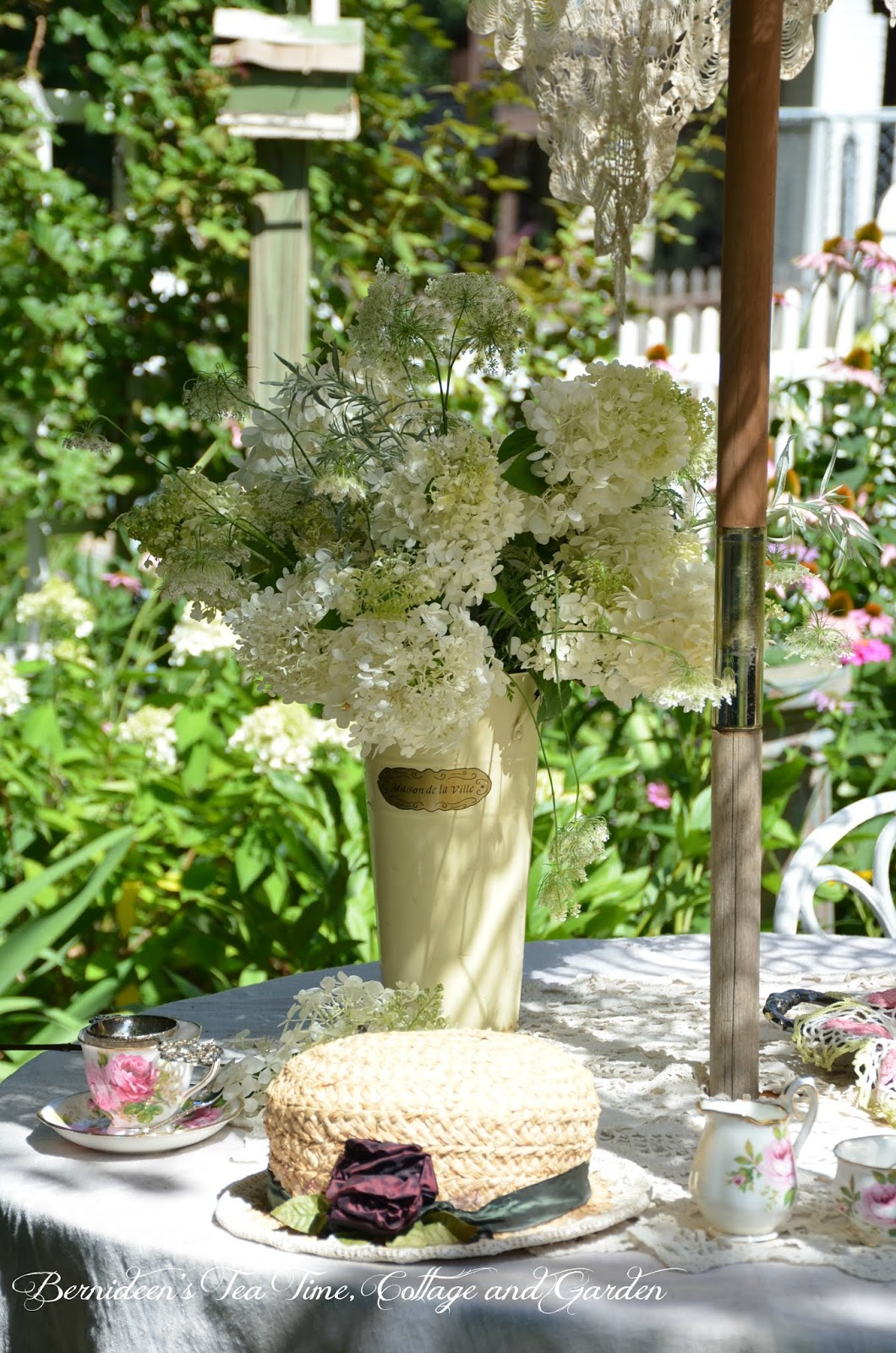 Bernideen's Tea Time, Cottage and Garden: SUMMERTIME "Tea In The Garden"