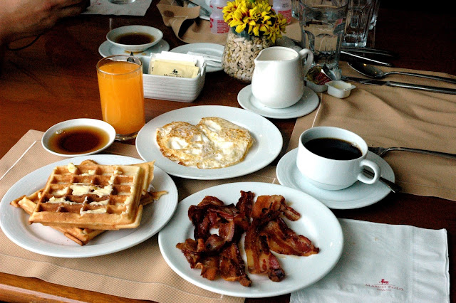 DUDE FOR FOOD: Breakfast at Cafe Marco
