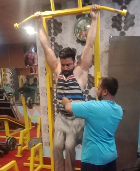 world bodybuilders pictures: mister pakistan 1994 bodybuilder and ...