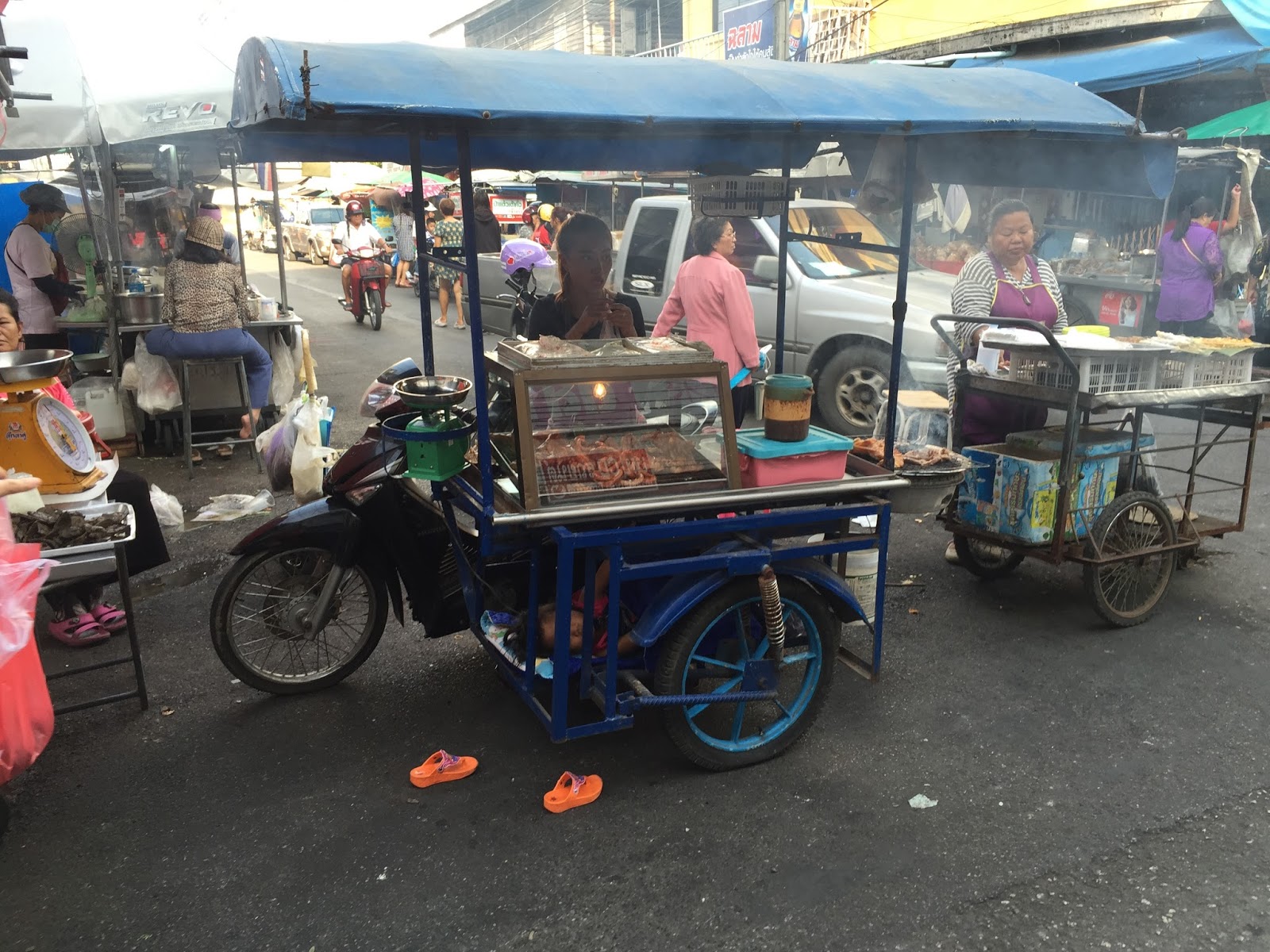 Observe the world: Thailand hatyai, Santisuk Market, Kim Yong Market ...