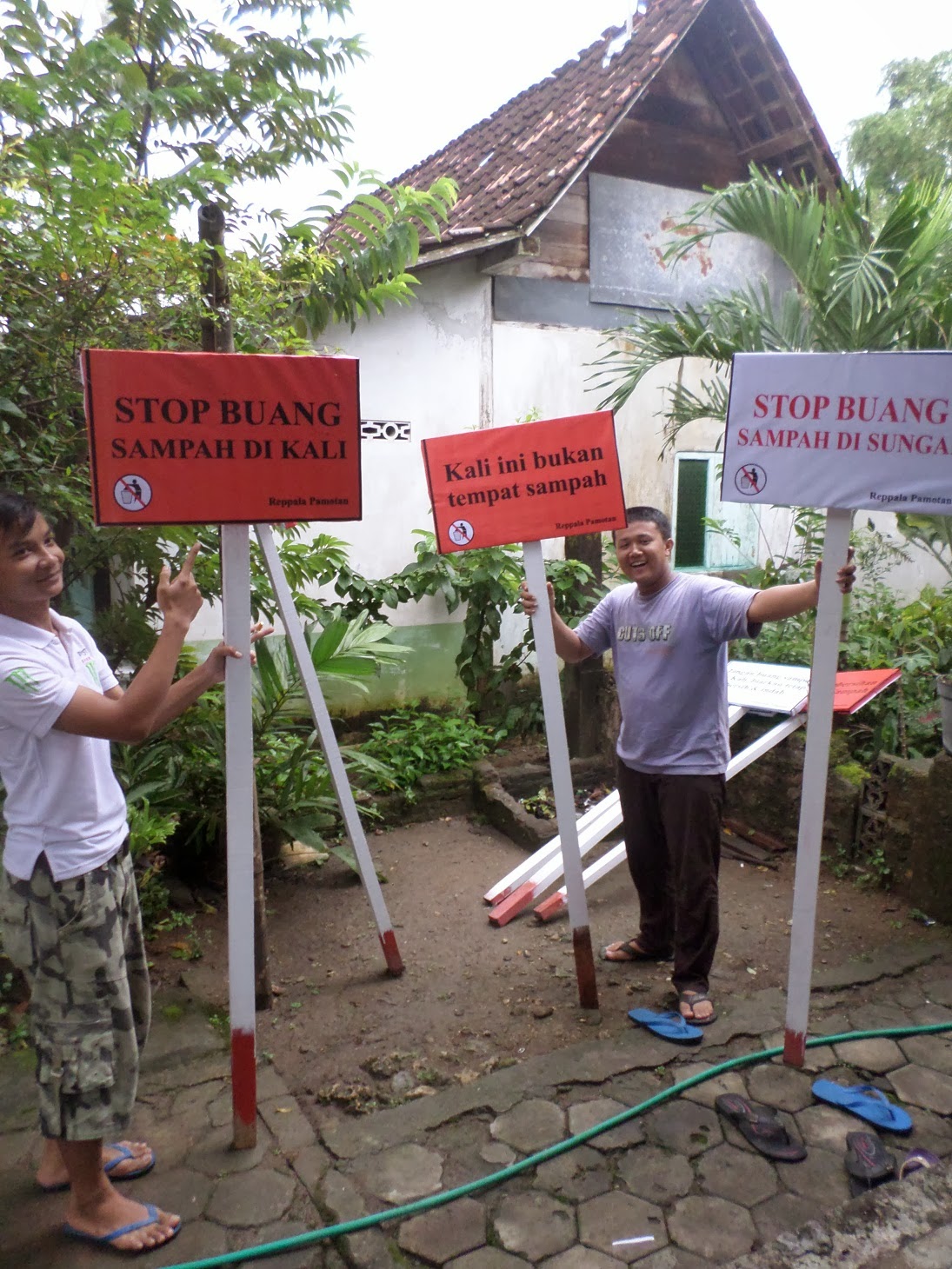 REPPALA PAMOTAN REMBANG: Design Marka Larangan Buang Sampah