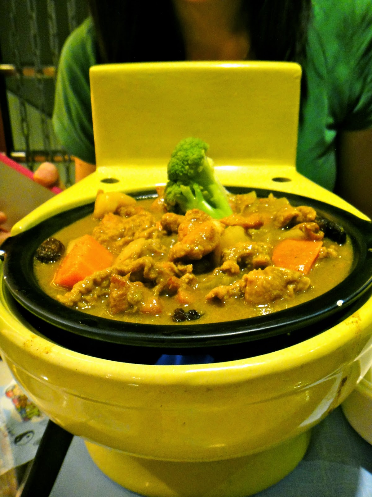 Taipei Eats: Revisited Modern Toilet Restaurant, Ximending | Wandering Fel