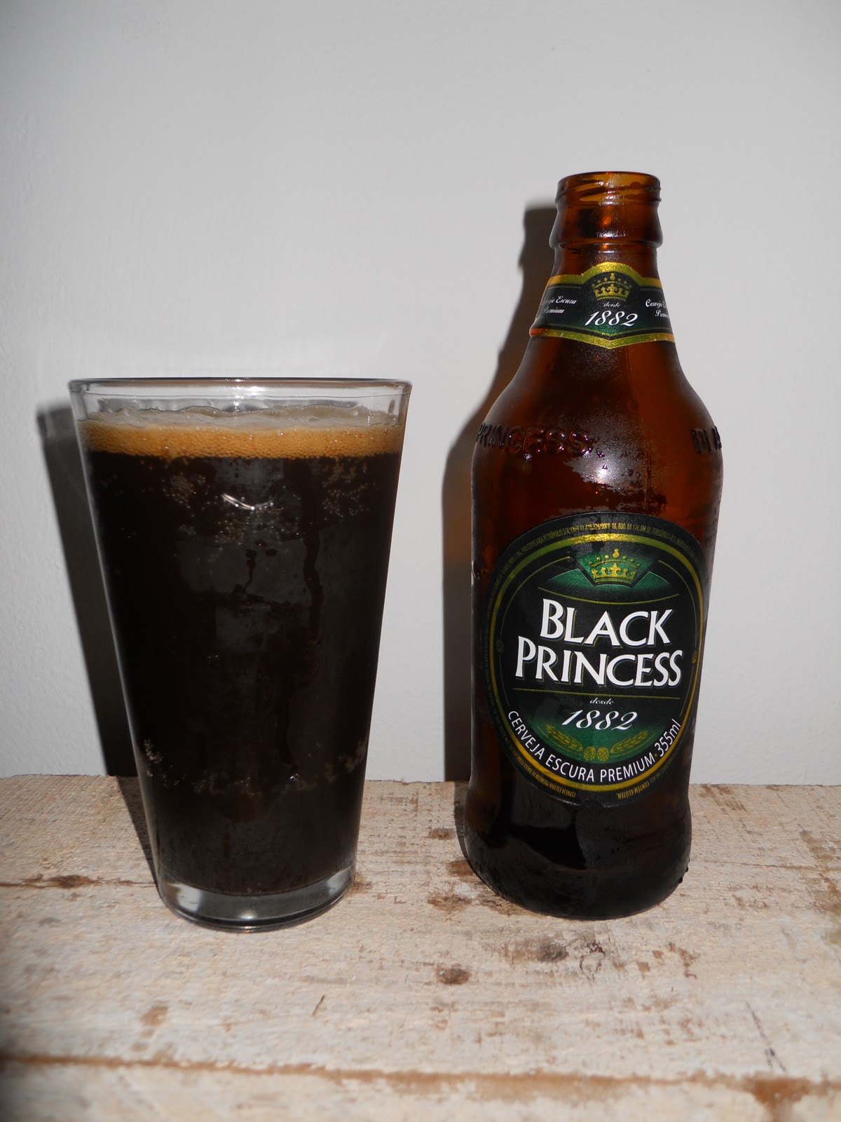 Brazilian Beer Blog: Petropolis Premium Dark Cerveja Premium - Black ...