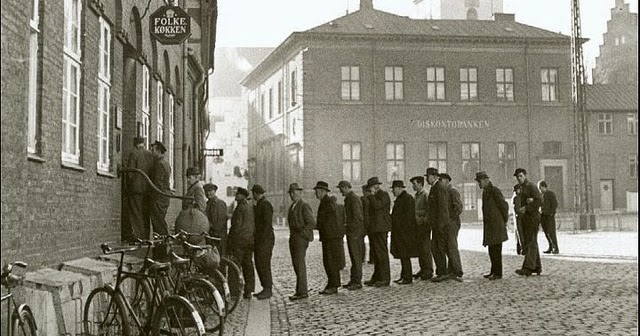 Old Photos of Daily Life in Denmark During World War II ~ Vintage Everyday