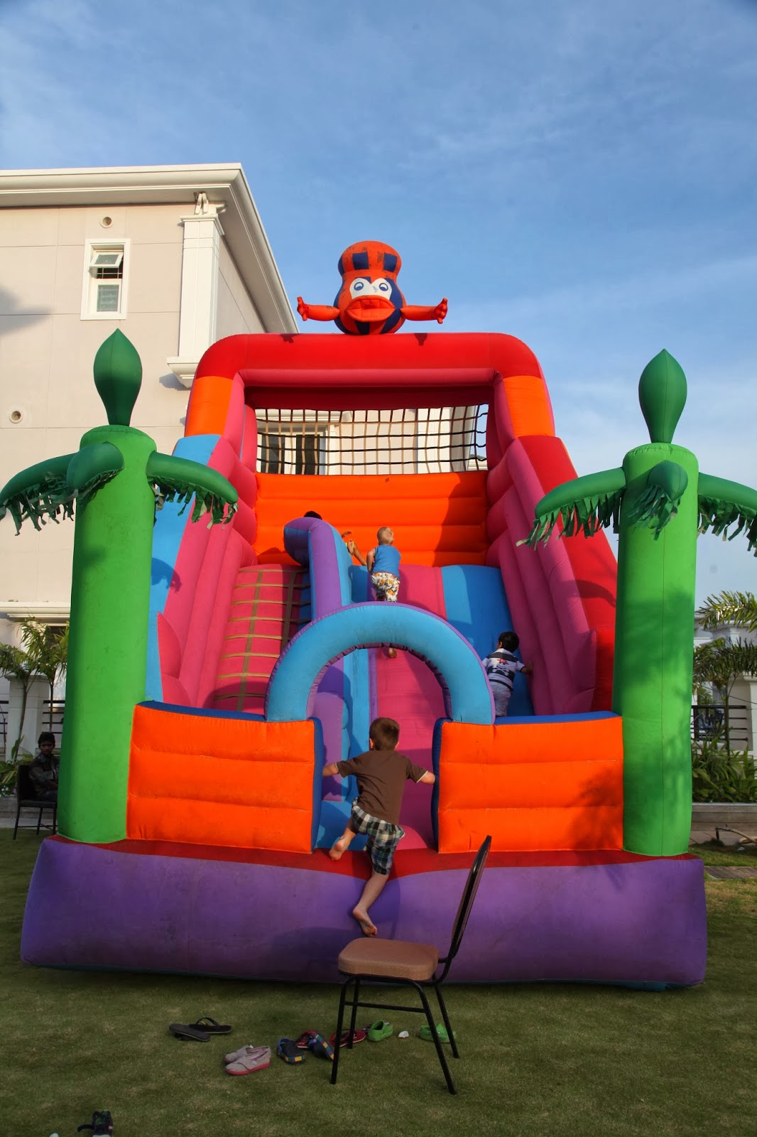 the magic paintbox: Barbie - The princess and the popstar free printables!