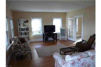 ATTENTIVE PROPERTY MANAGEMENT: A Rental Home with Beautiful Views