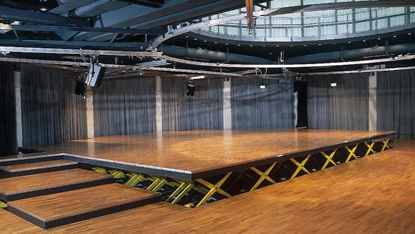 Seni Budaya Indonesia | Ucke R. Gadzali: Unsur Pembentuk Set (Tata ...