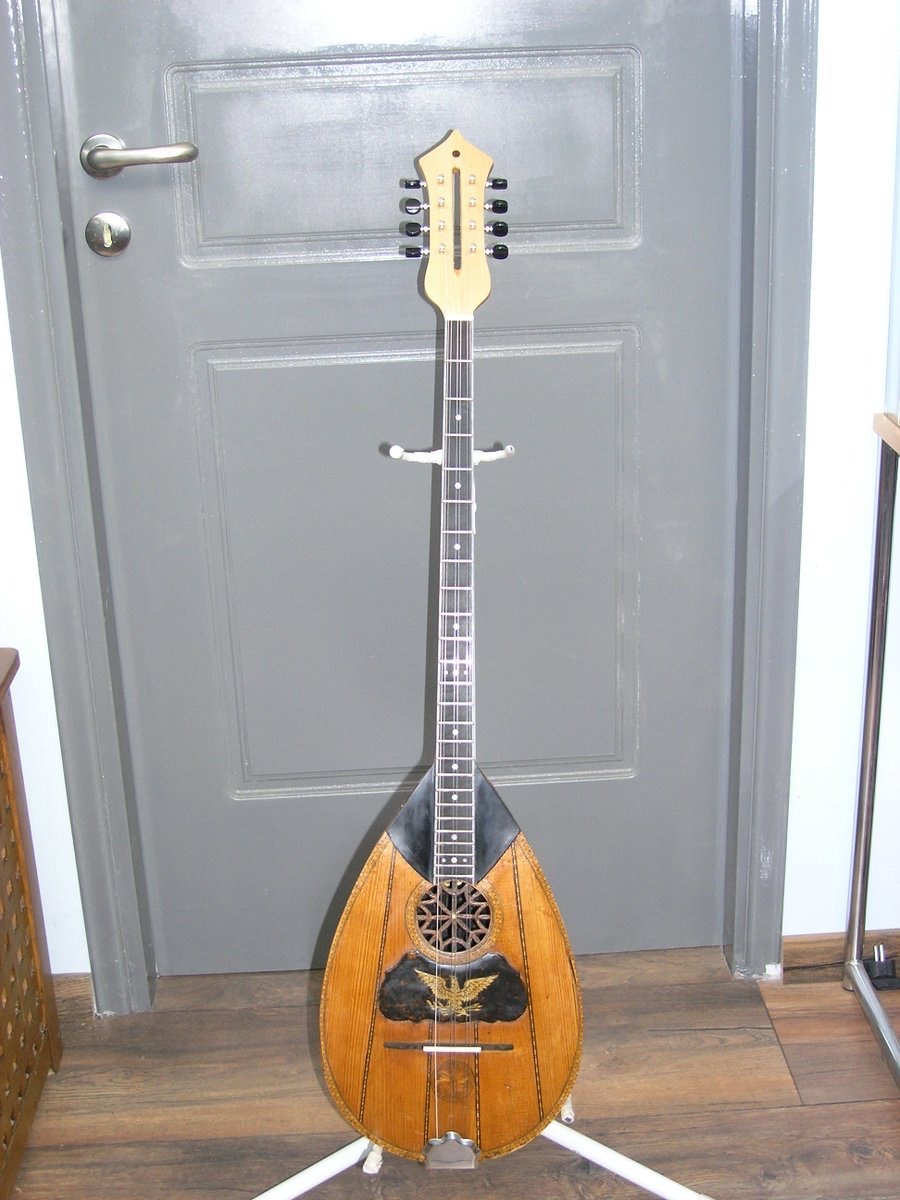 The mystery old bouzouki -Part II