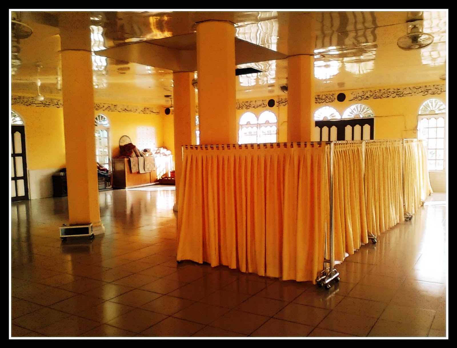 Sejarah Singkat Masjid Kuning Desa Senggoro Bengkalis - Blogger Bengkalis