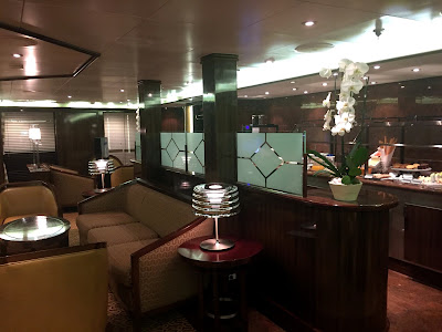 Deb's Days: Concierge Lounge on the Royal Princess