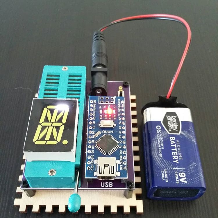 Arduino Enigma Machine Simulator : Programmable Seven Segment LED ...