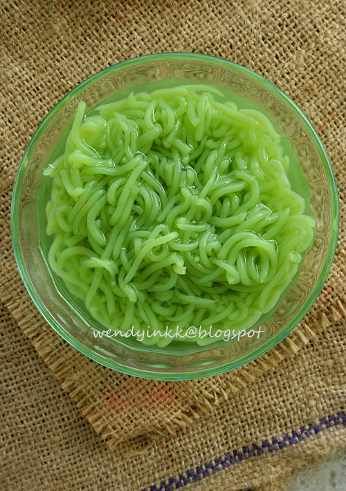 Table for 2.... or more: Homemade Cendol II