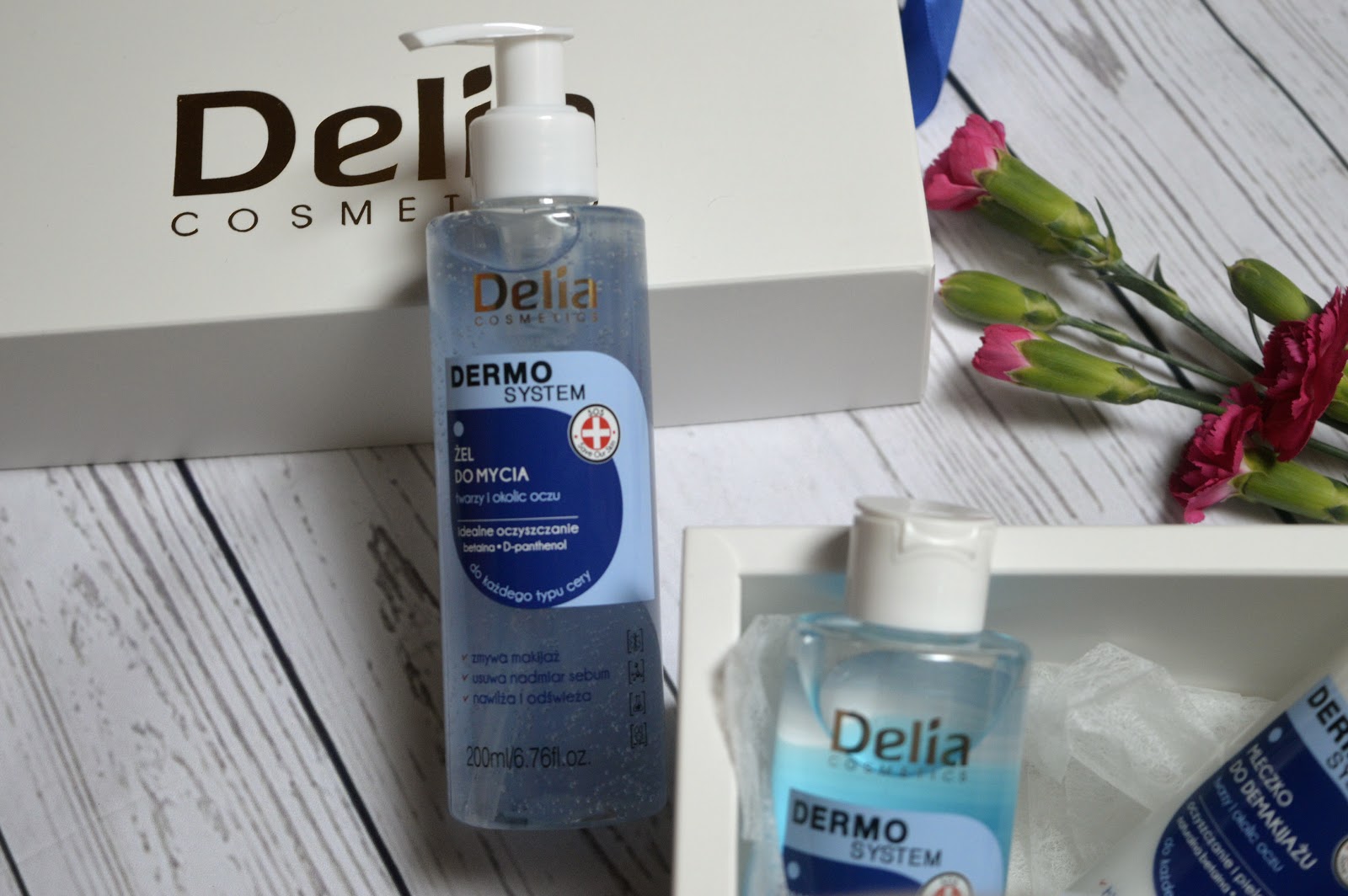 Delia, Box pełen kosmetyków do pielęgnacji twarzy | Szafa Zapachów