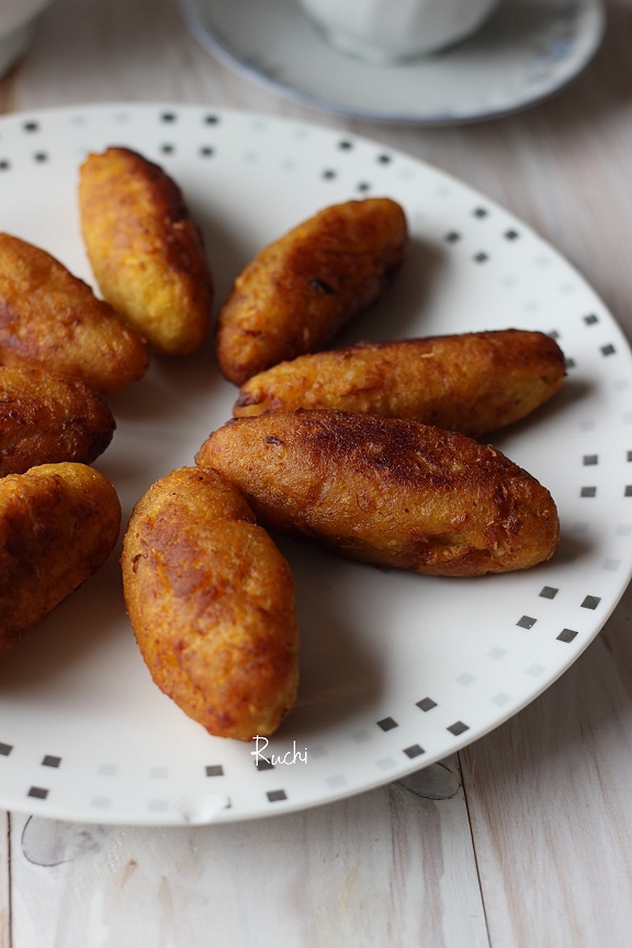 RUCHI: Unnakaya/ Unnakai /Kayi ada