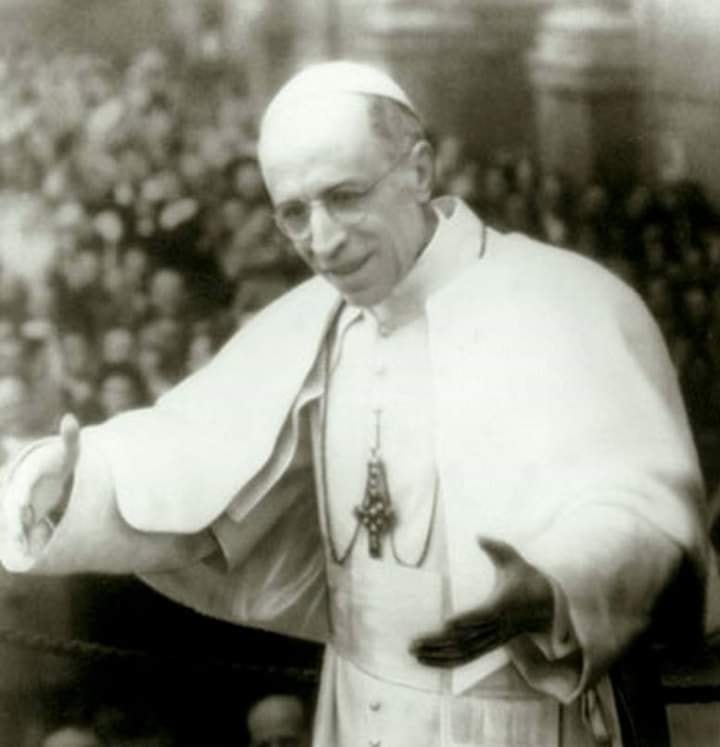 Rainha dos Mártires : Há 61 Anos Morria o Último Papa Católico - Pius ...