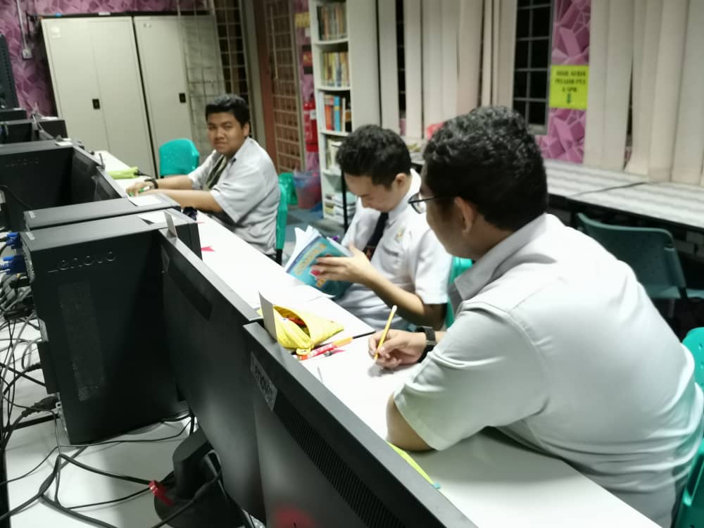 LAMAN WEB RASMI SMKTTJ