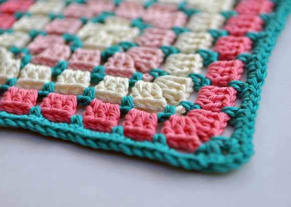 Wonderful crochet block - free step by step - Crochet Spiration