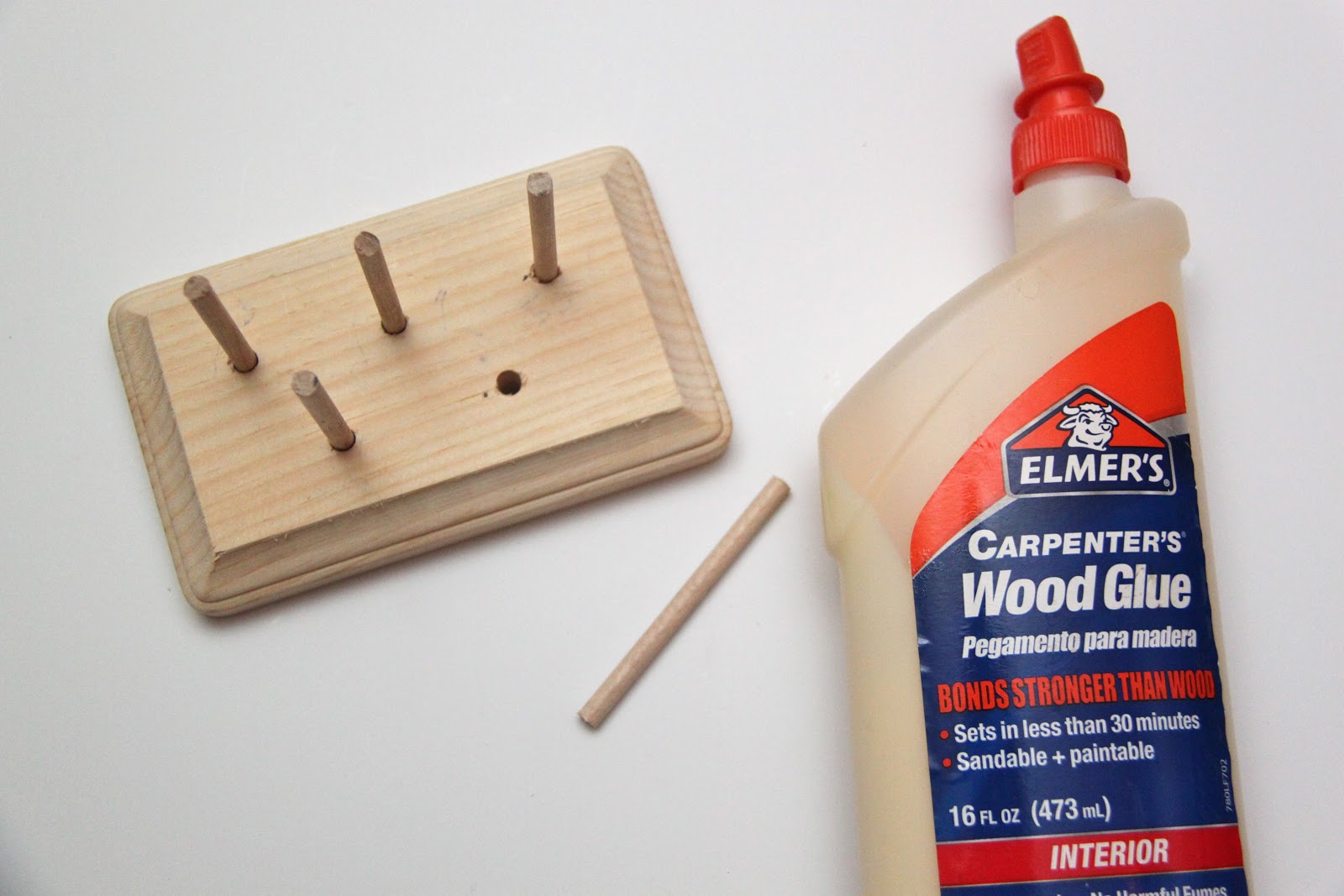 DIY Bobbin Holder-TUTORIAL - Smashed Peas & Carrots