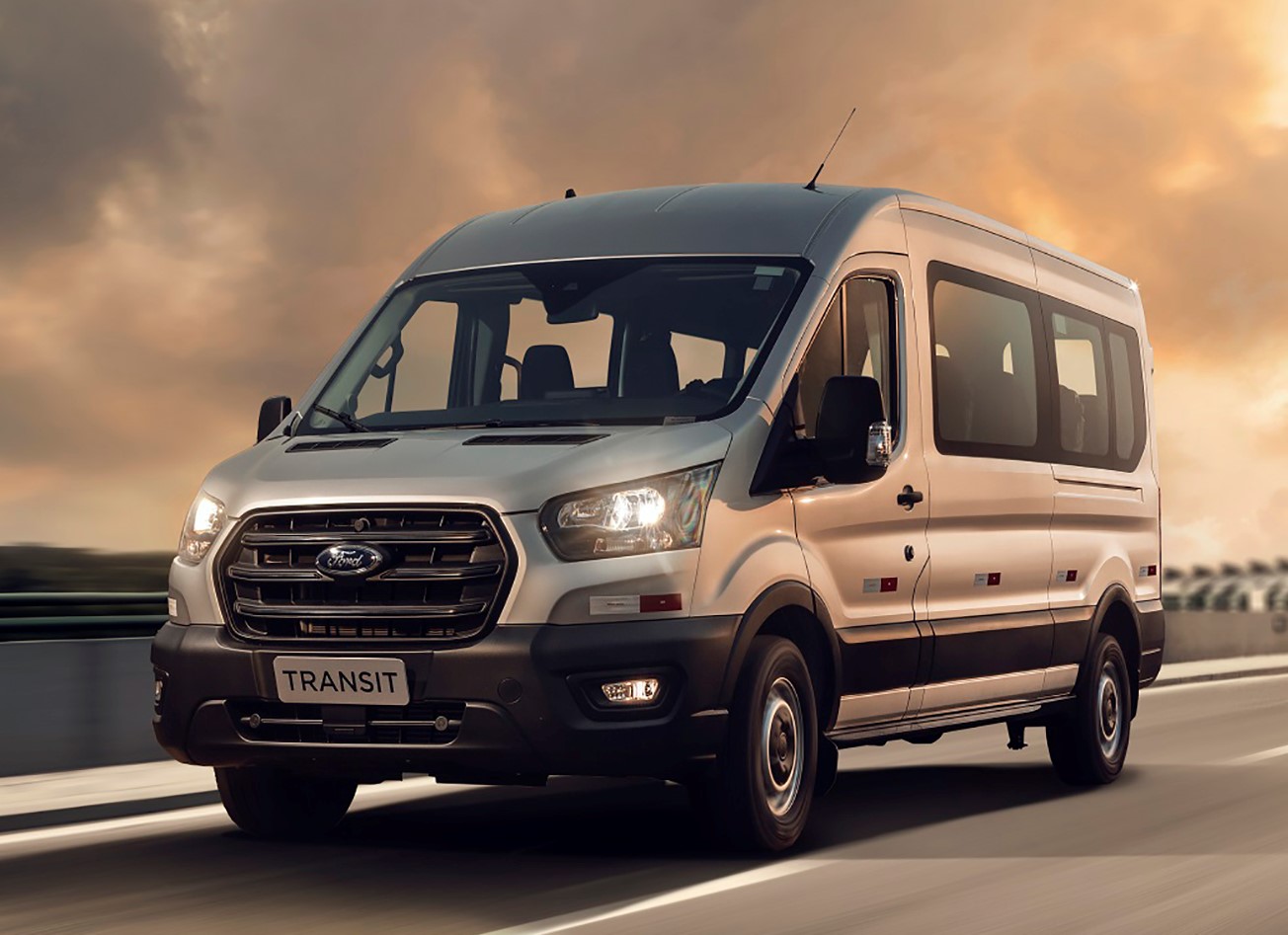 Ford Transit chega ao Brasil em nova geração no mês de outubro