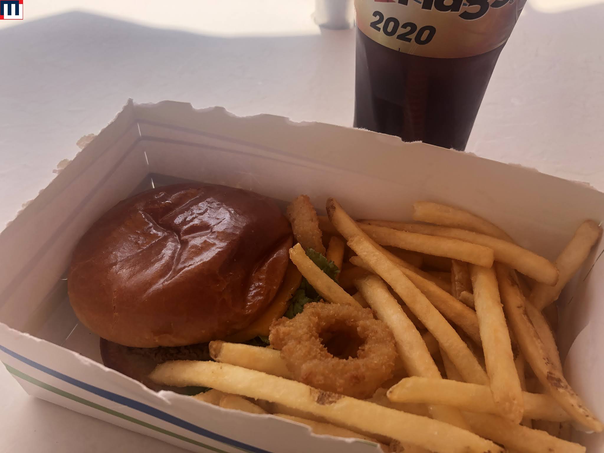 MidwestInfoGuide: Season Dining Pass 2020 (Six Flags)