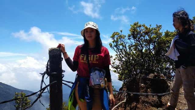 Pendakian Gunung Gede via Putri terbaru 2021, 7 jam menggapai Puncak 2958 mdpl - Sweeper Backpacker