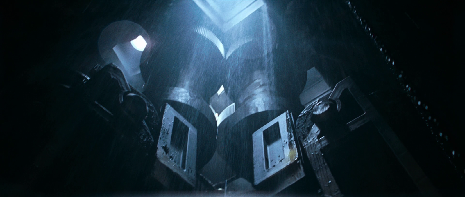 Alien Explorations: Alien: Brett's death in the Claw Room - Temple ...