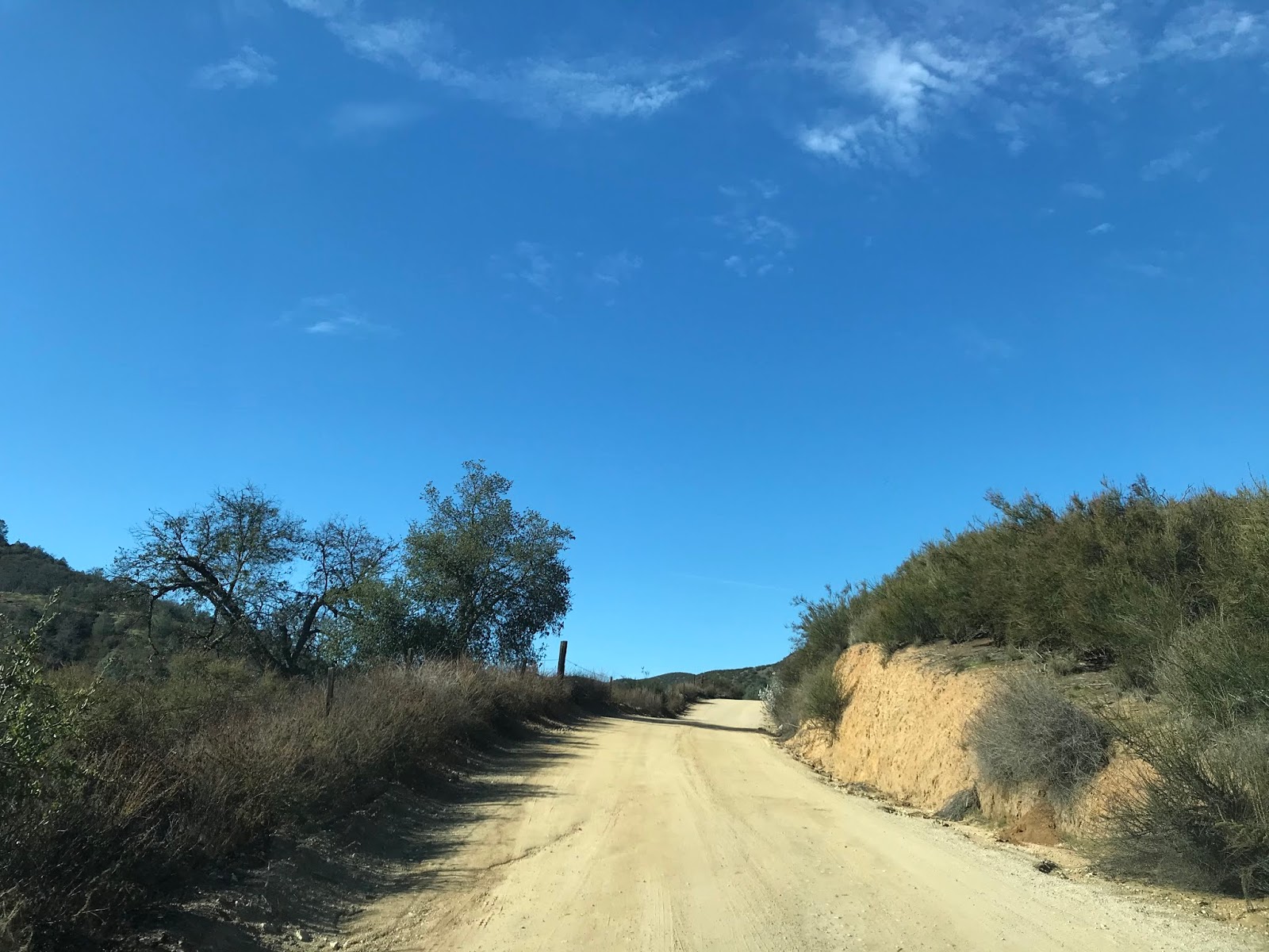 La Gloria Road and Gloria Road; descending the ridge the Gabilan Range ...