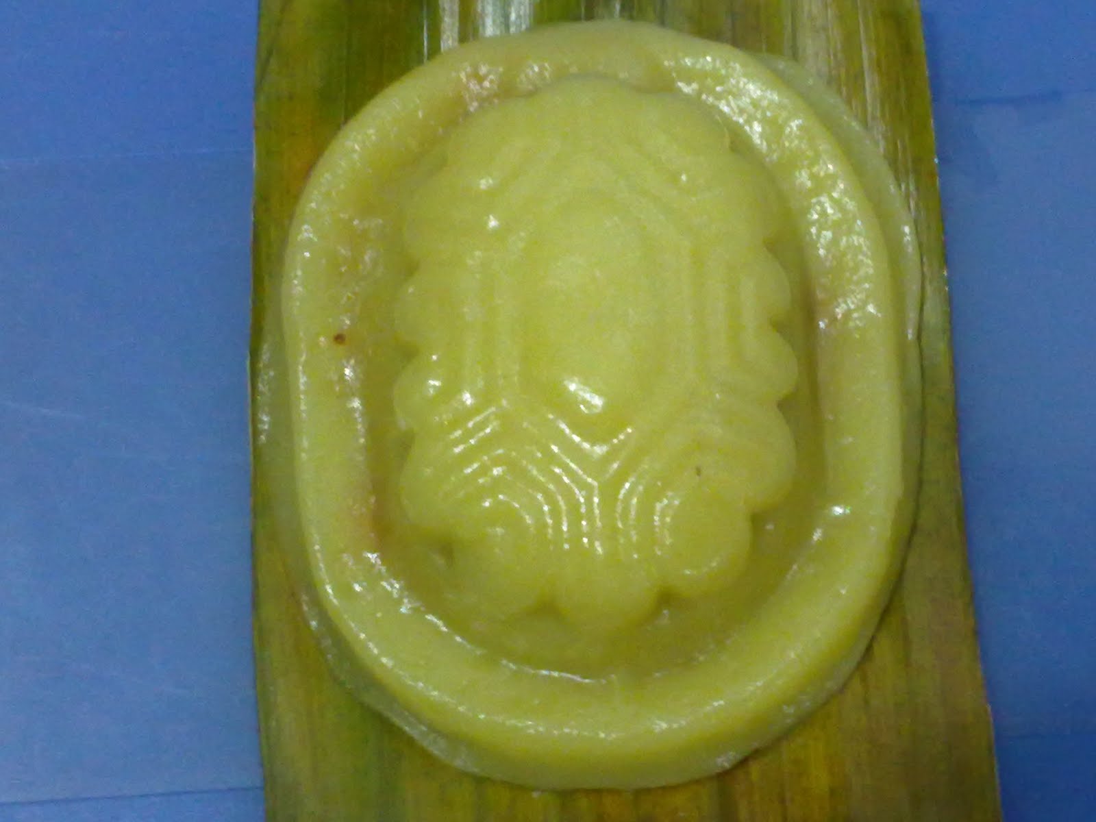 Coming Soon Lah!: Adventures with Ang gu kueh