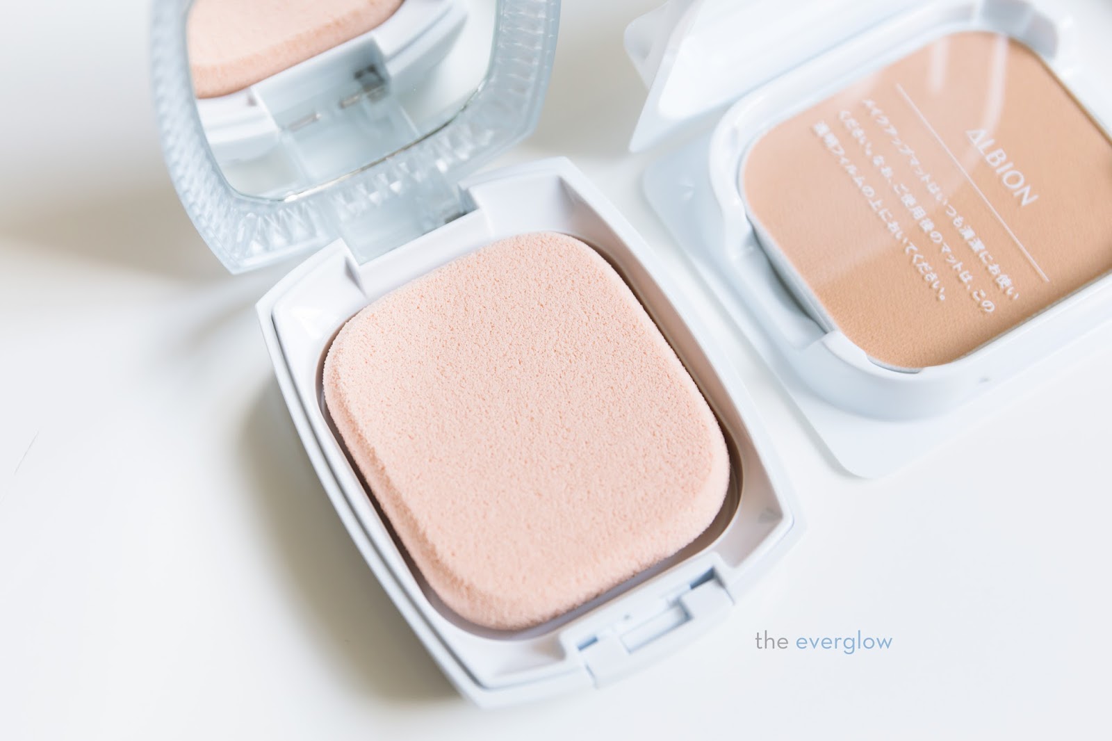 Review: ALBION White Chiffon Luminous Foundation in 050 | On The Everglow