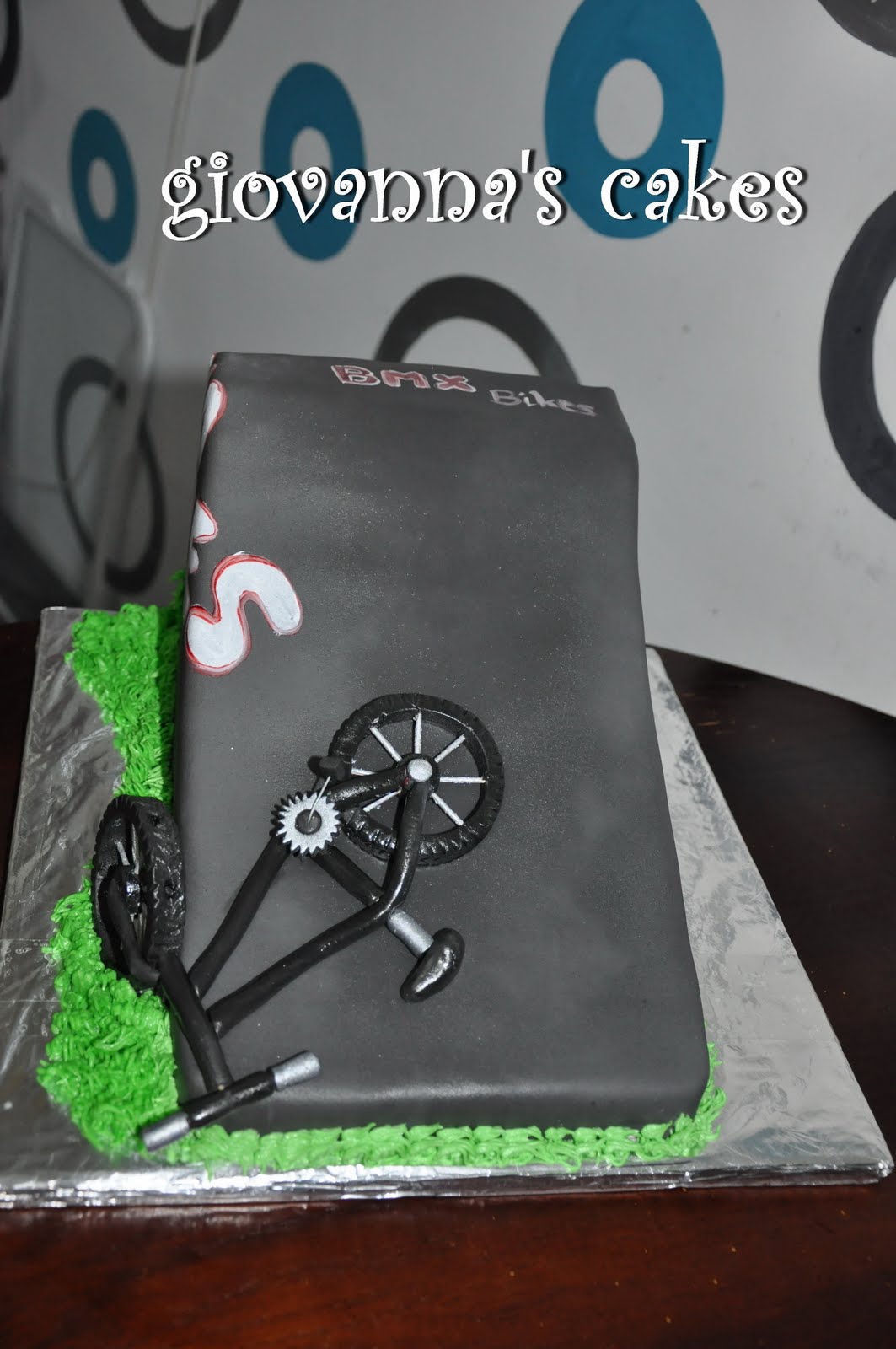 giovanna's cakes: BMX bike ramp