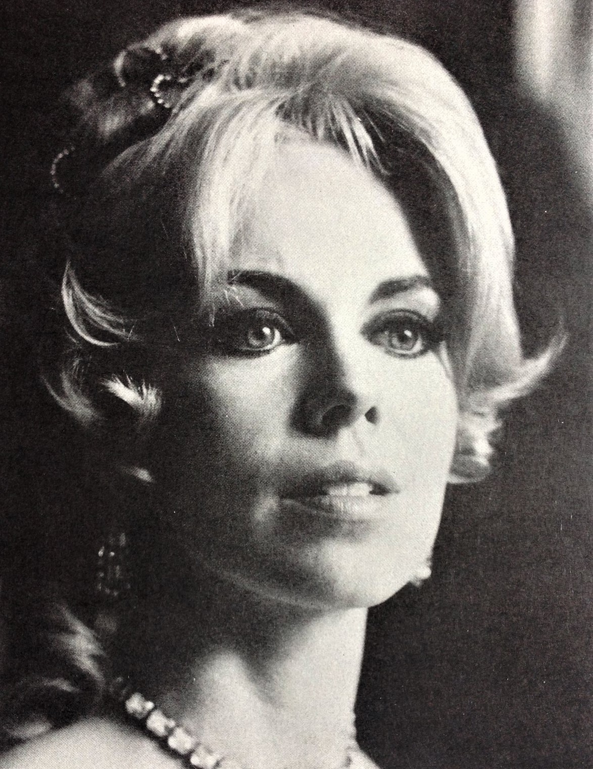 Lara Parker 1970 Police Woman Lara Parker Photos and Premium High Res ...