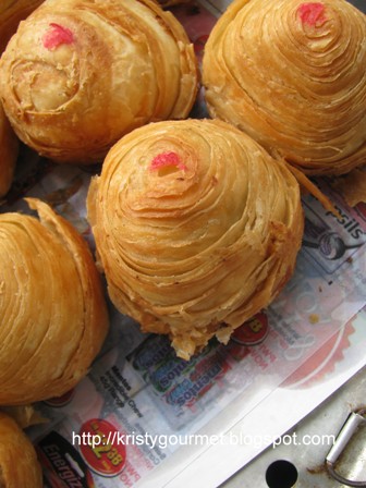 Flaky Teochew Mooncake @ 潮州千层酥皮月饼