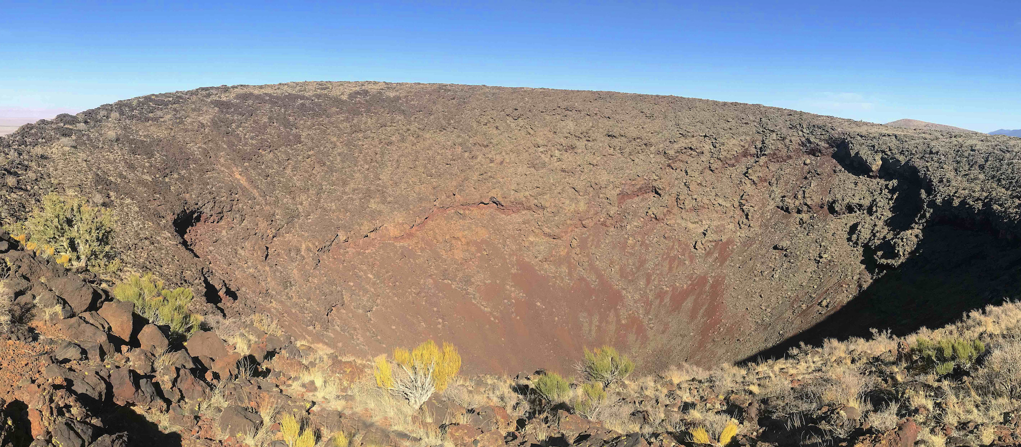 Earthly Musings - My Travel and Geology Blog: To the Rim of SP Crater