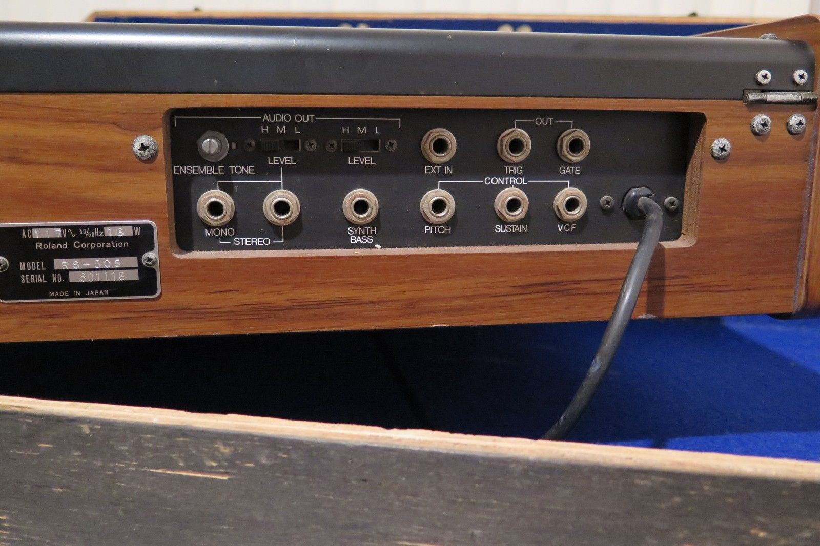 MATRIXSYNTH: ROLAND RS 505 PARAPHONIC ANALOG SYNTH STRINGS SN 801116